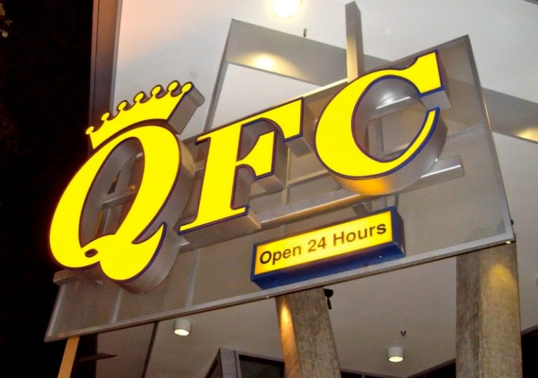 QFC to phase out single-use plastic bags across stores