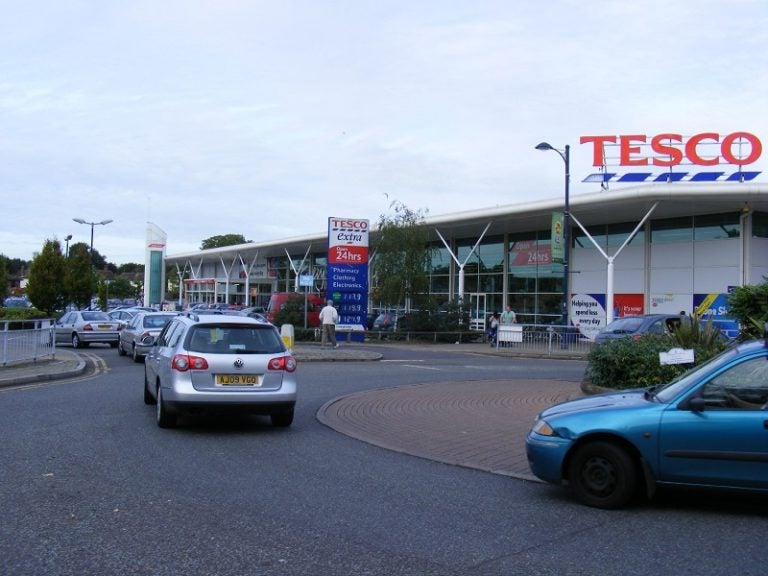 Tesco launches plastic-free fruit and vegetables trial